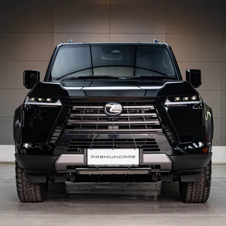 Lexus GX550 Overtrail CBU – PREMIUMCARS Jakarta